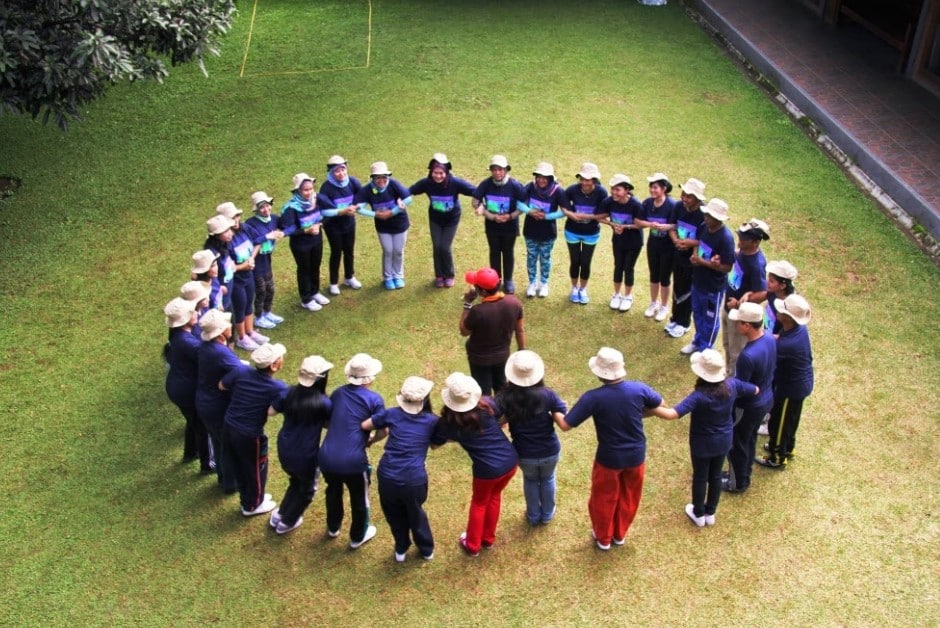 30 Contoh Ice Breaking Indoor, Outdoor, Simple, Menarik (Terbaru)