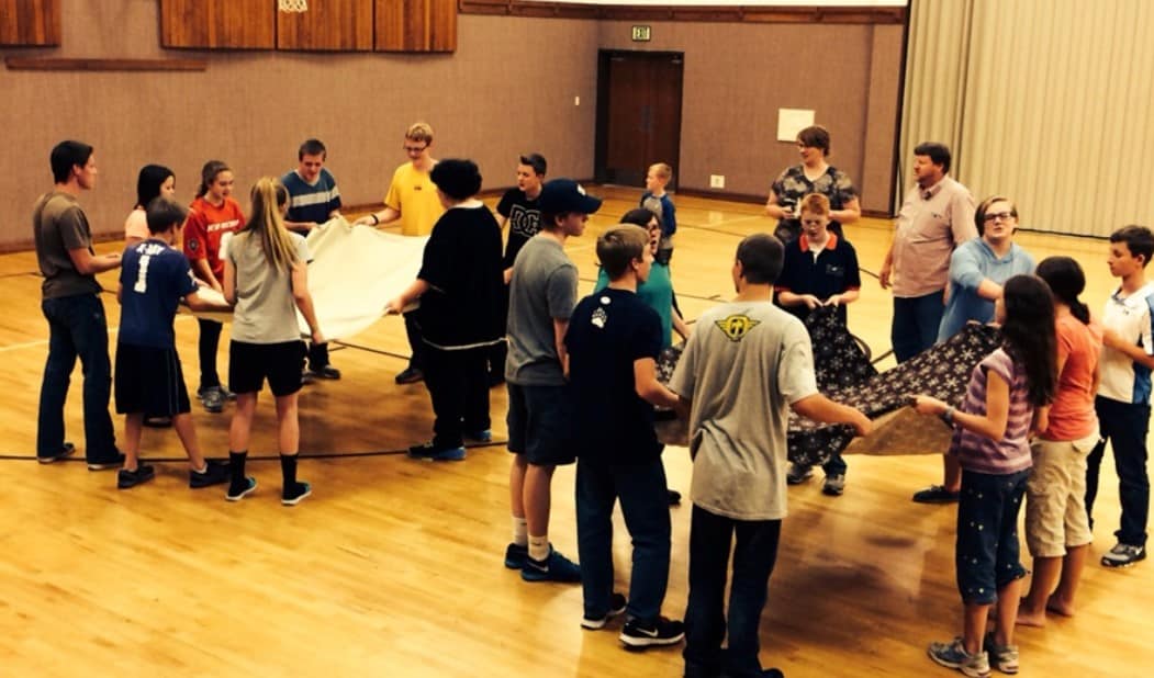 30 Contoh Ice Breaking Indoor, Outdoor, Simple, Menarik (Terbaru)