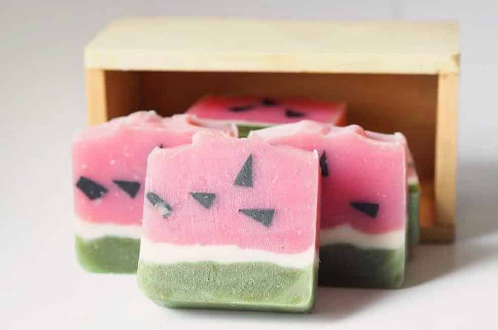 13 Cerpen Lucu Singkat yang Gokil Bikin Ngakak (Rekomended)
