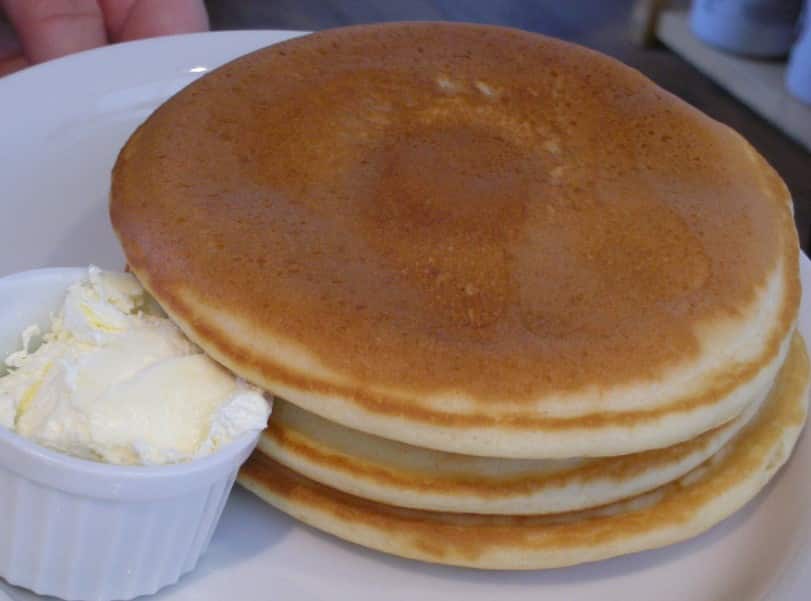 17 Resep Pancake yang Mudah, Enak, dan Lembut (Anti Gagal)