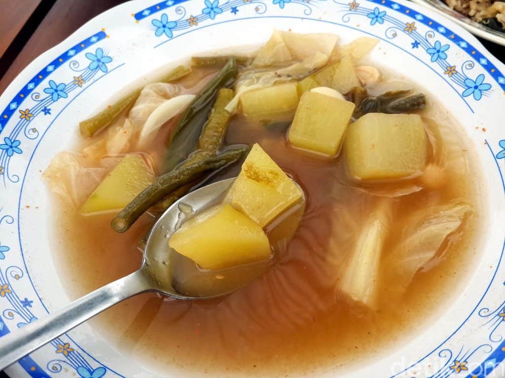 21 Resep Sayur Asem yang Enak, Segar, Simple, dan Praktis