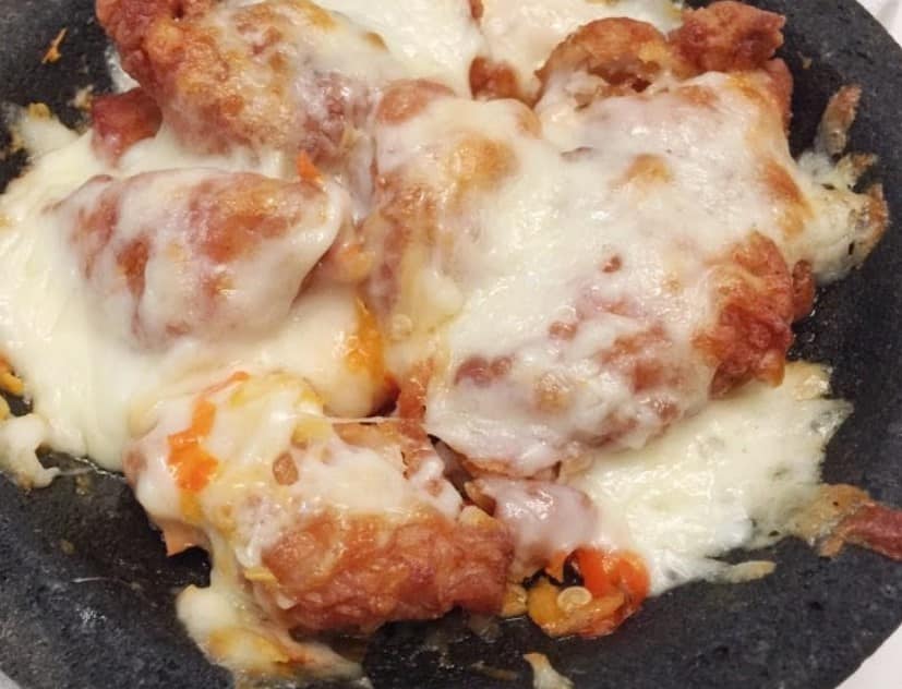 15 Resep Ayam Penyet Sederhana yang Enak, Empuk, dan Gurih