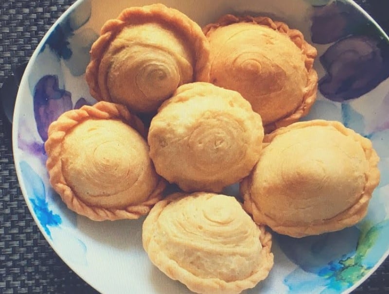 17 Resep Pastel yang Enak, Empuk, dan Renyah (Rekomended)