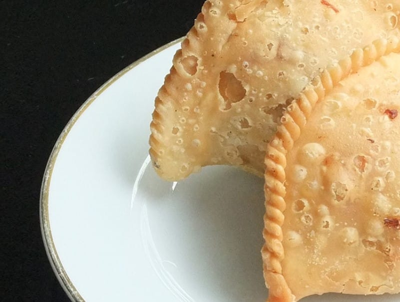 17 Resep Pastel yang Enak, Empuk, dan Renyah (Rekomended)