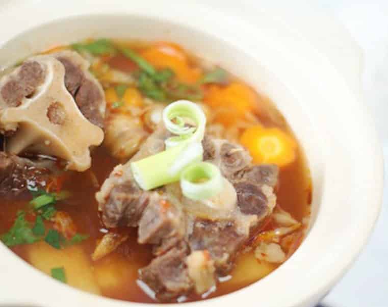 15 Resep Sop Buntut yang Enak dari Berbagai Daerah (Rekomended)