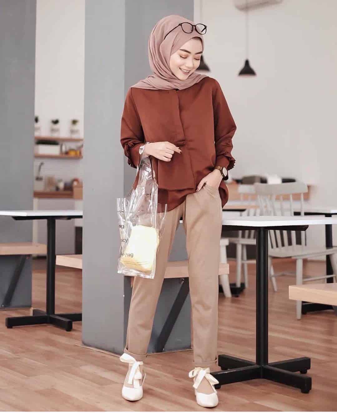 47 Model Baju Atasan Wanita (paling Populer)