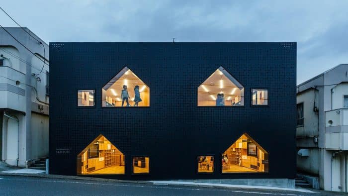 Contoh Desain Rumah Toko (Mewah)