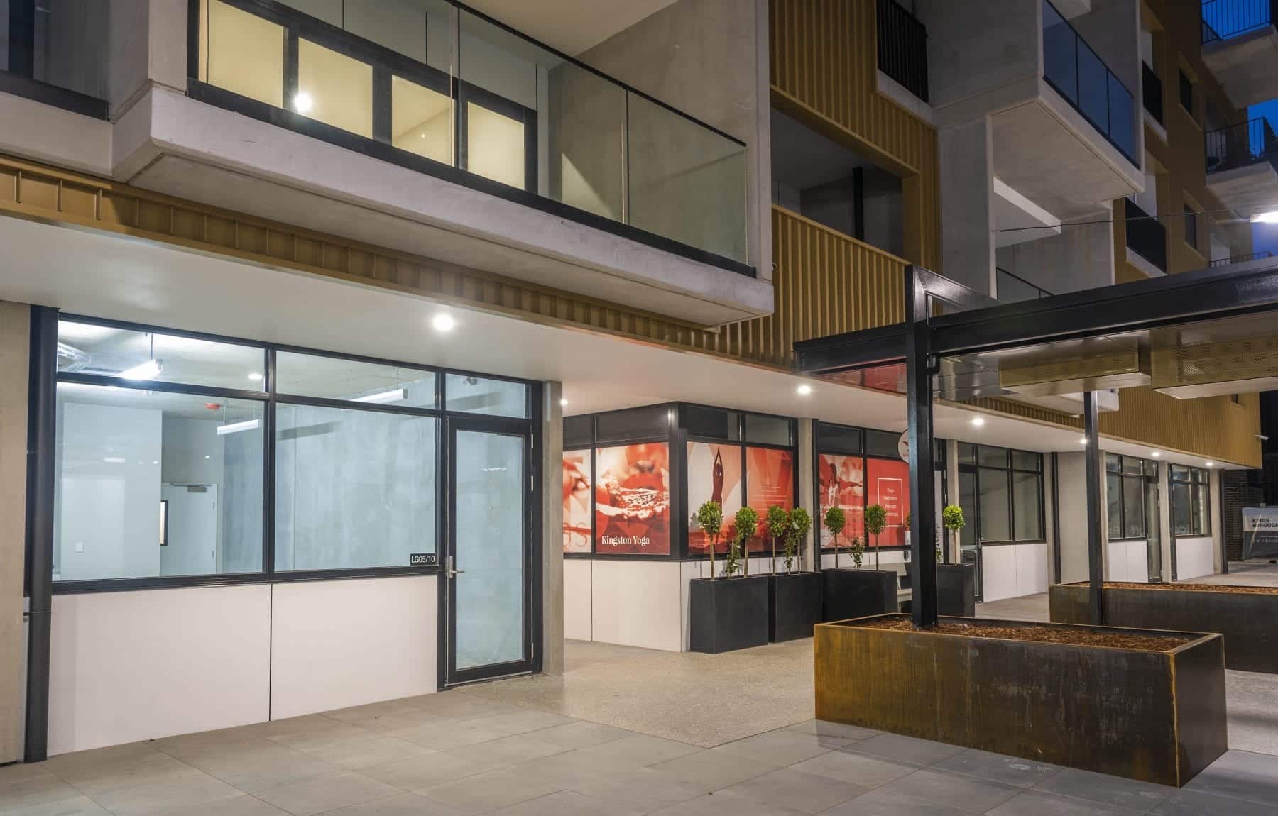 Contoh Desain Rumah Toko (Mewah)